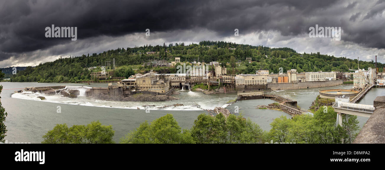 Hydro Power Plant at Willamette Falls Lock in Oregon City Panorama ...