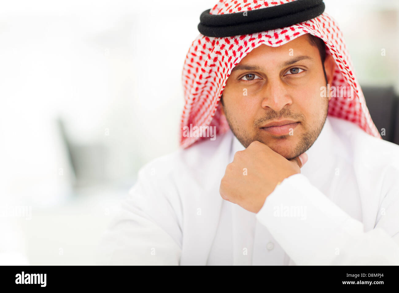 Saudi man portrait High Resolution Stock Photography and Images - Alamy