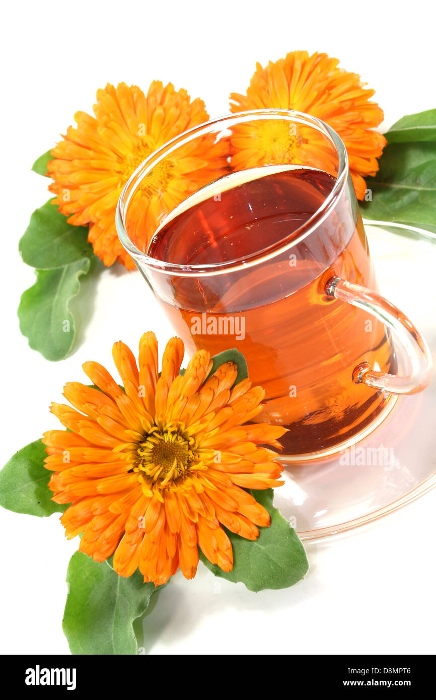 Calendula tea hi-res stock photography and images - Alamy