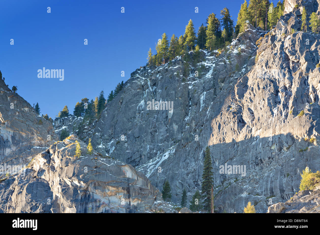 A ridgeline at the top of Yosemite Valley in the morning light Stock ...