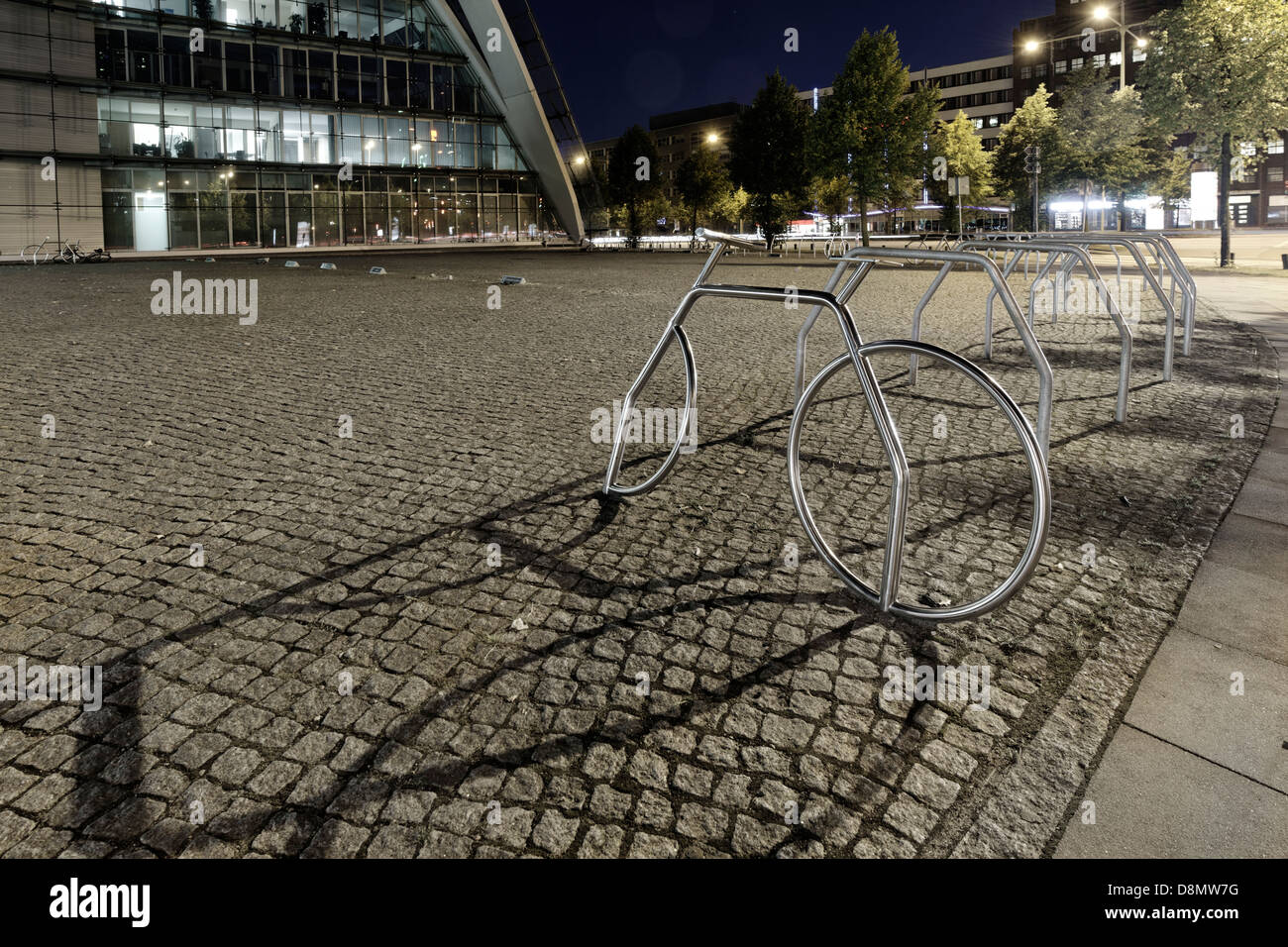 Bicycle stand at the Berlin arch, Hamburg, Germany Stock Photo - Alamy