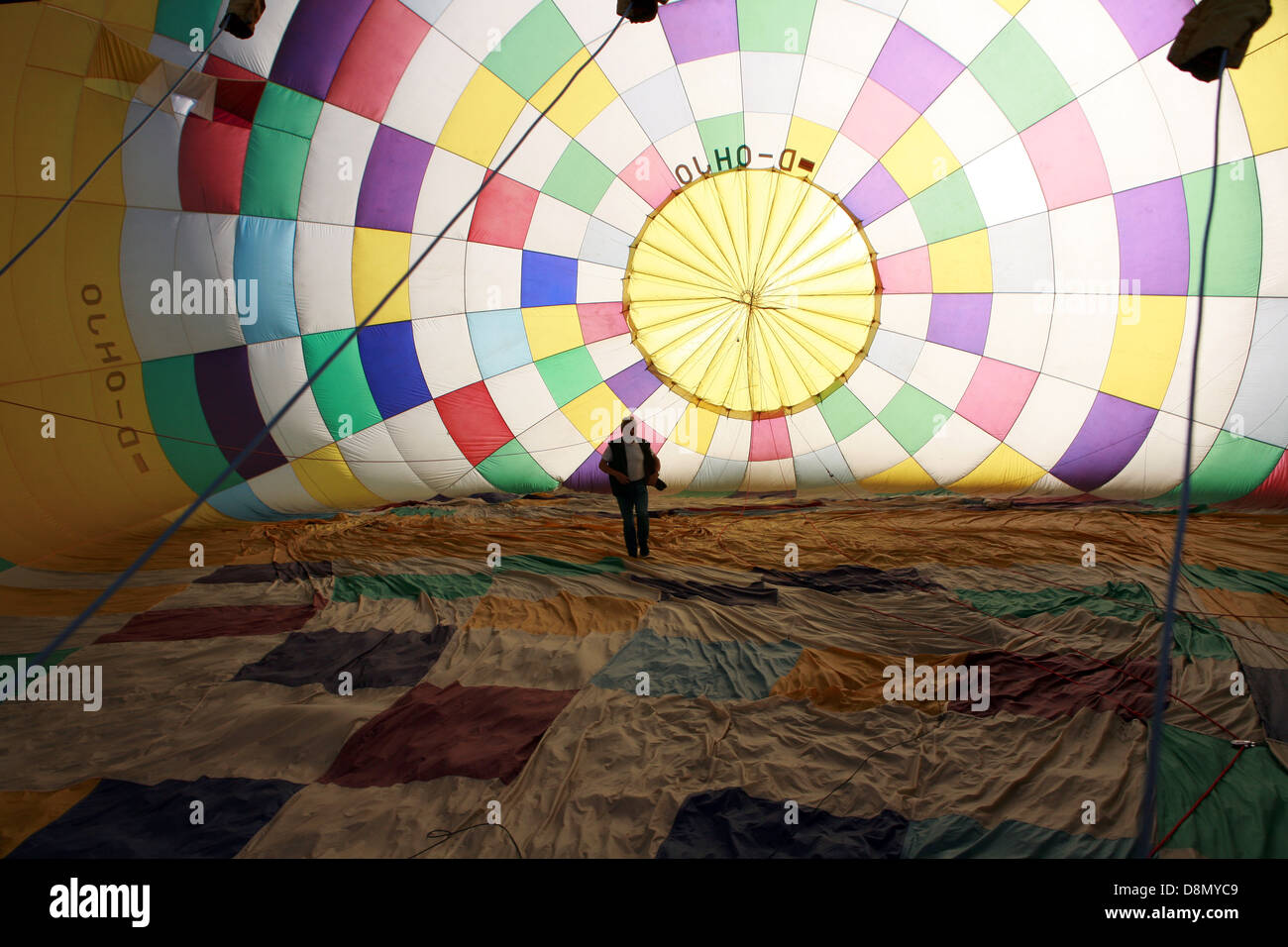 prepairing of a hot-air balloon ride Stock Photo - Alamy