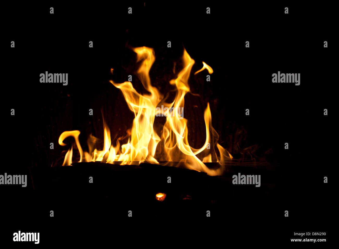 Fire cinders hi-res stock photography and images - Alamy