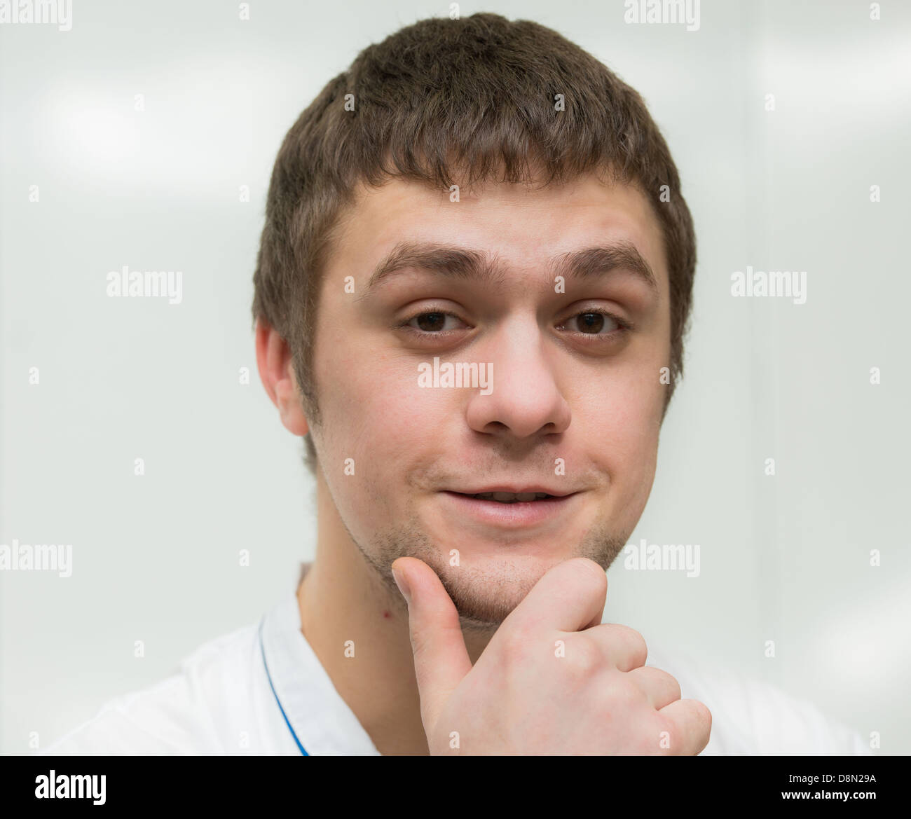 Pensive pose hi-res stock photography and images - Alamy