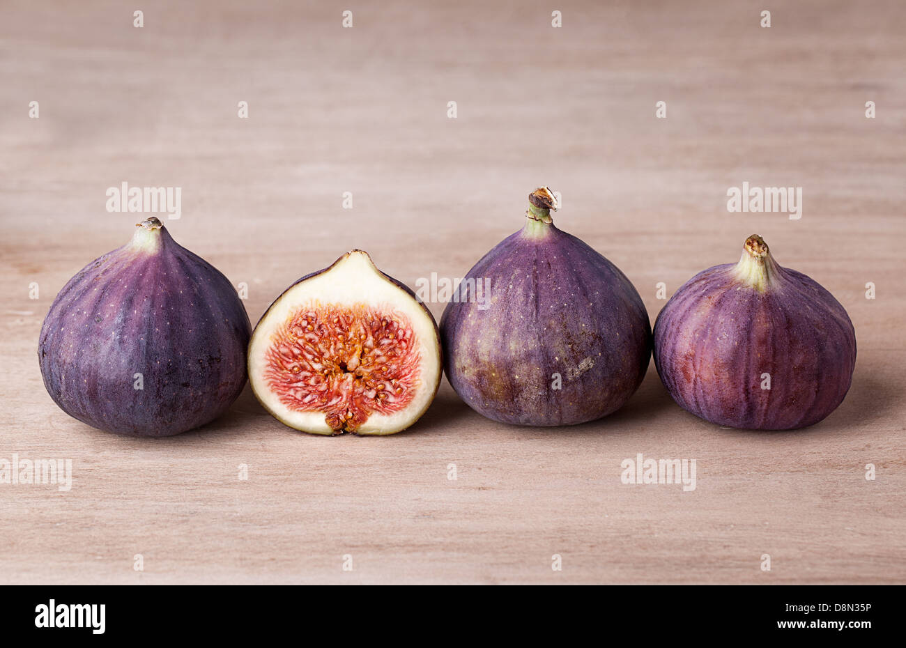 Drei fig hi-res stock photography and images - Alamy