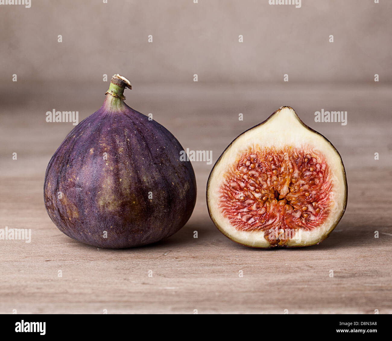 Auf triangle hi-res stock photography and images - Alamy