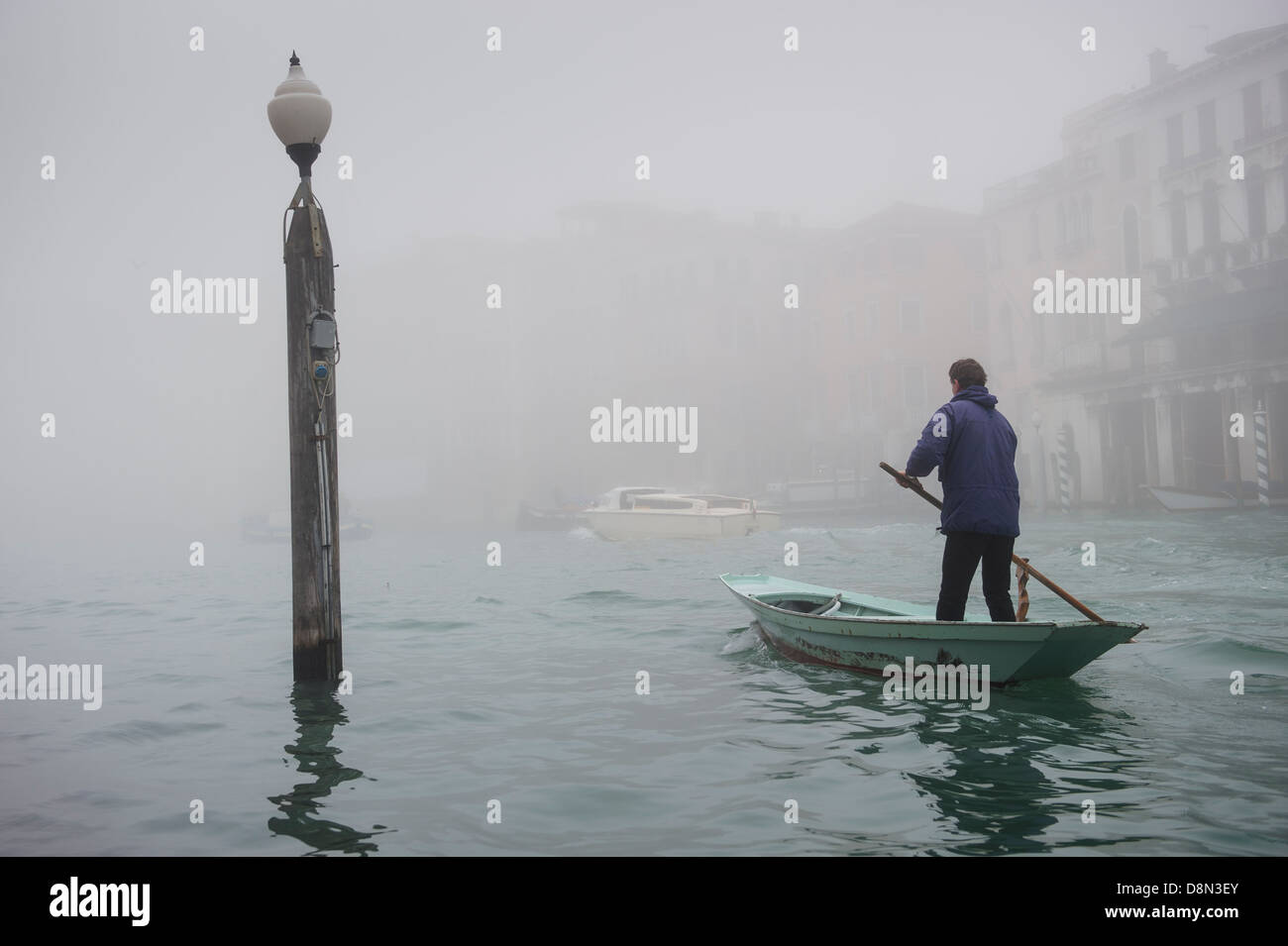 One man rowing along the canal hi-res stock photography and images - Alamy