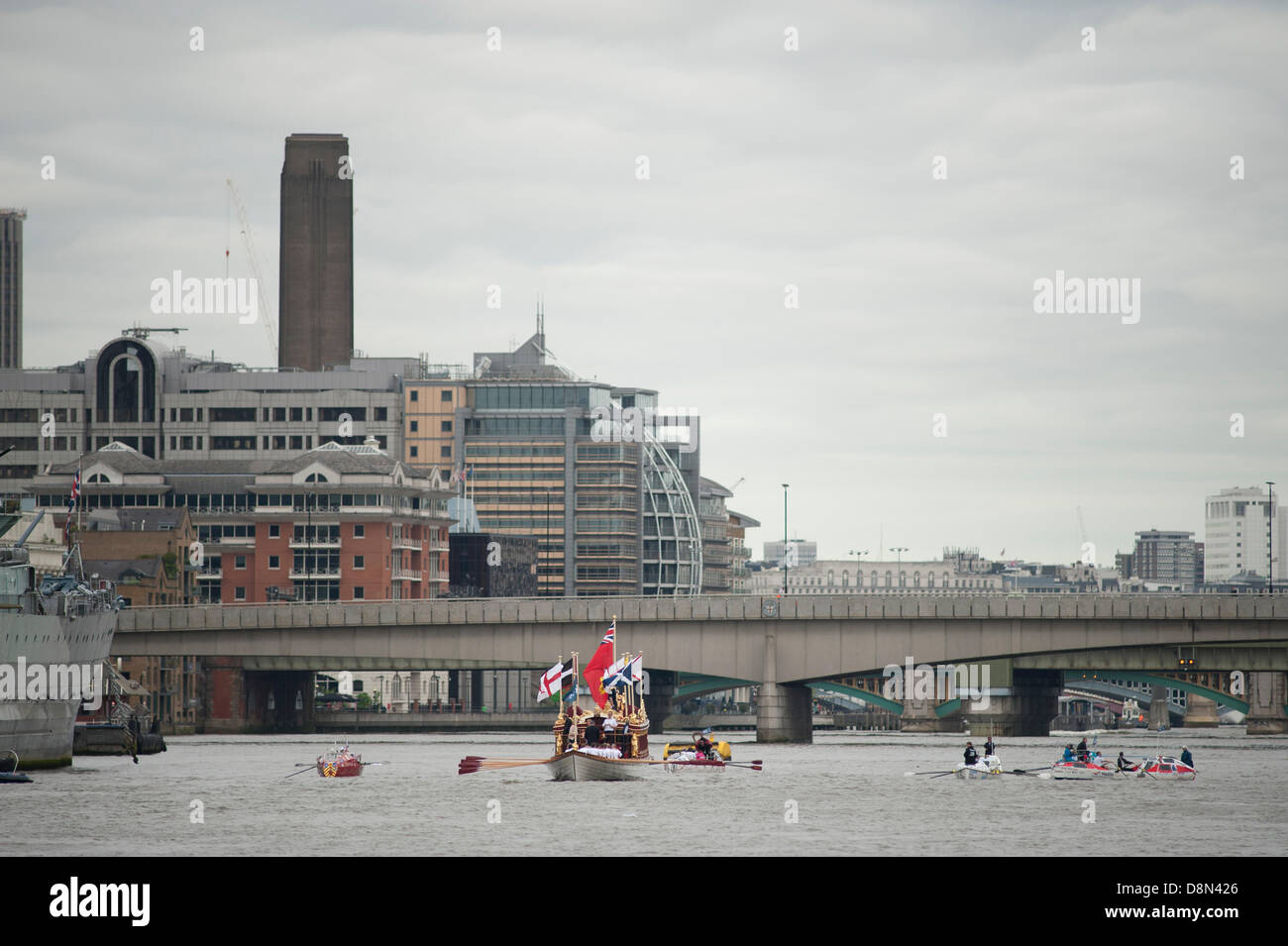 Hms challenge hms challenge hi-res stock photography and images - Alamy