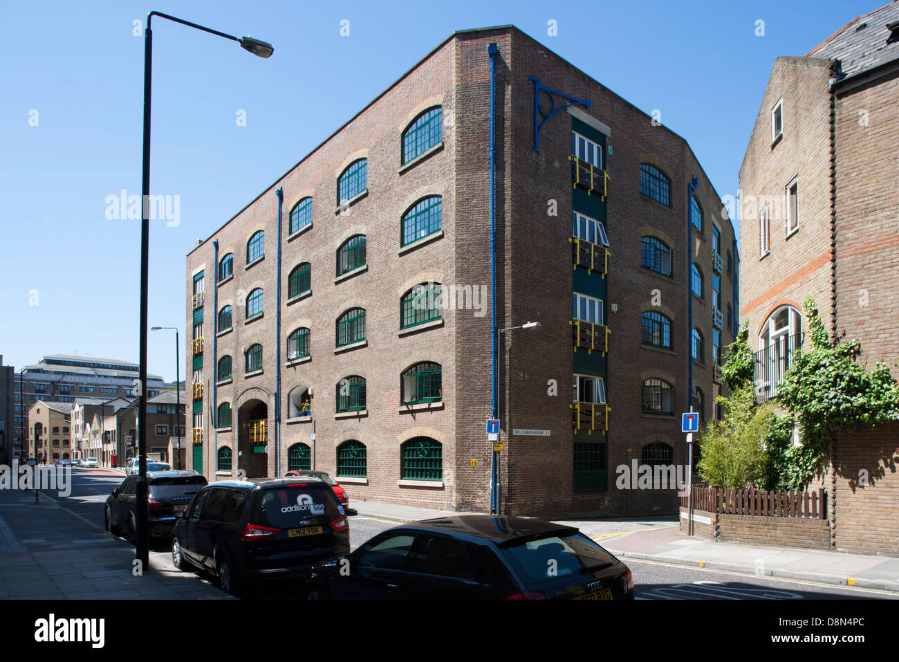 Prusoms Island Wapping High Street London E1 Stock Photo - Alamy