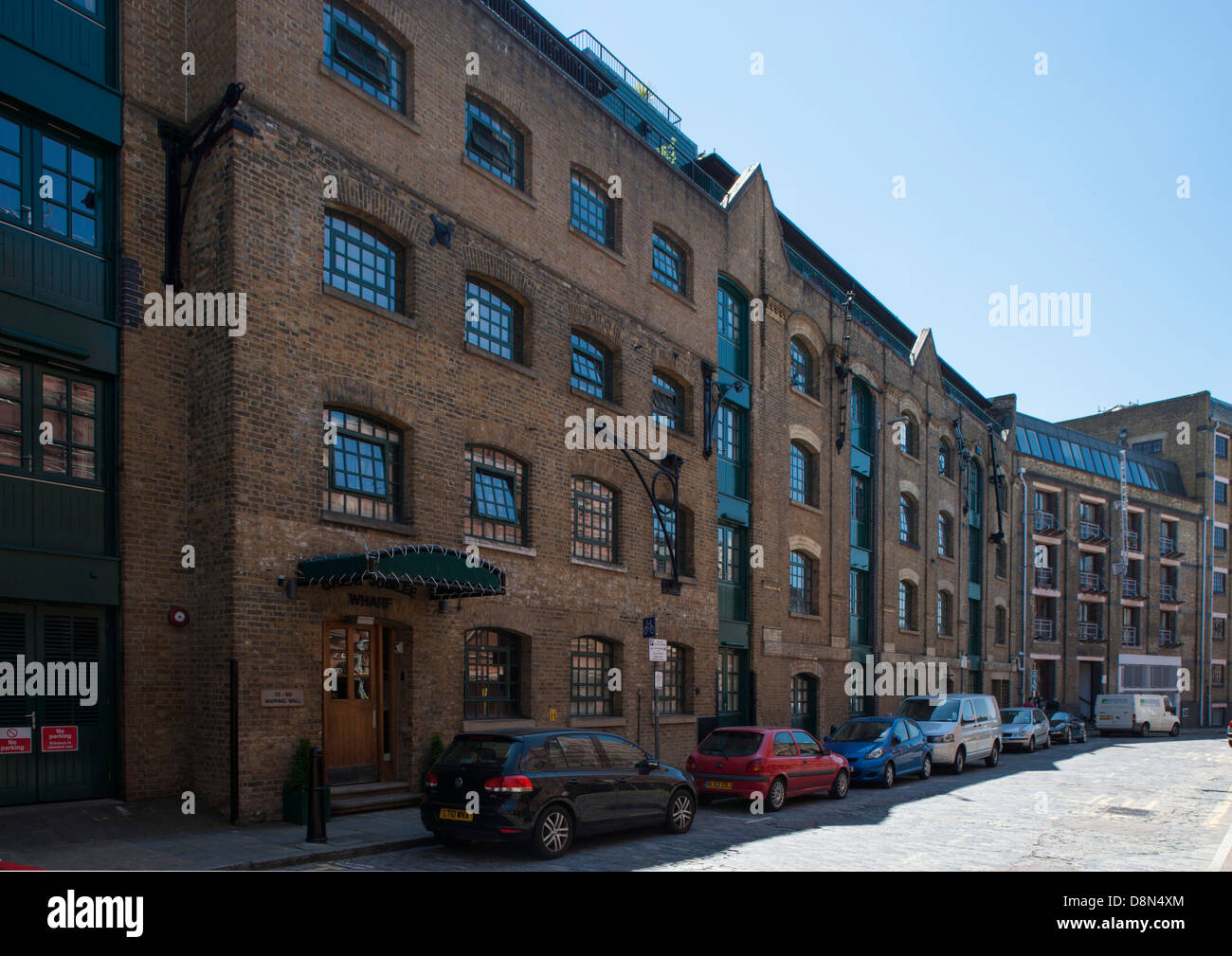 Wapping Wall Stock Photos & Wapping Wall Stock Images - Alamy