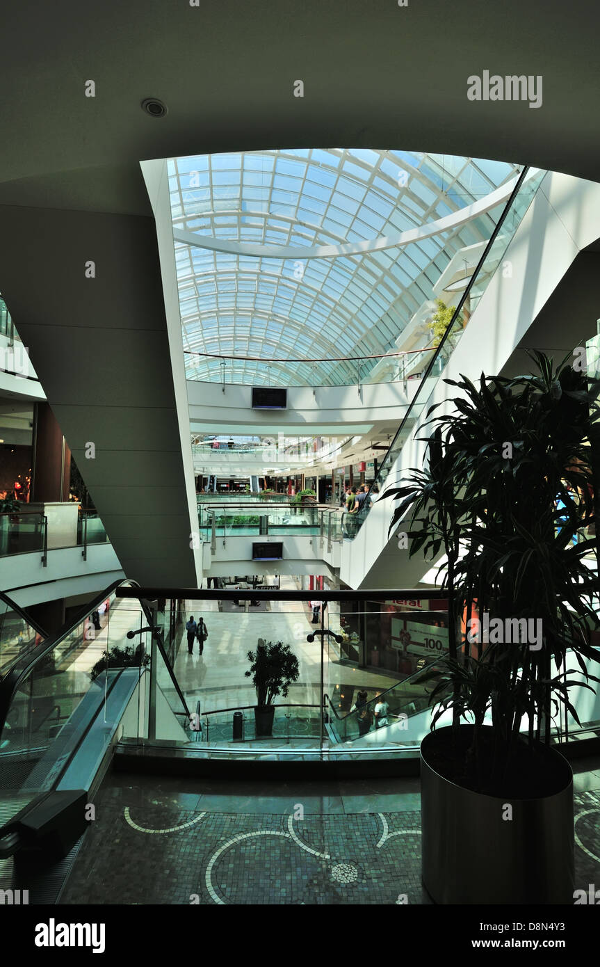 Shopping mall istanbul turkey hi-res stock photography and images - Alamy