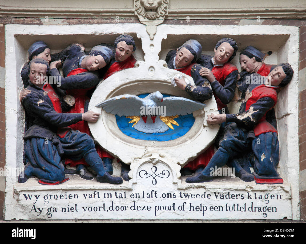 Netherlands, Amsterdam, Amsterdam Museum, entrance, statues Stock Photo ...