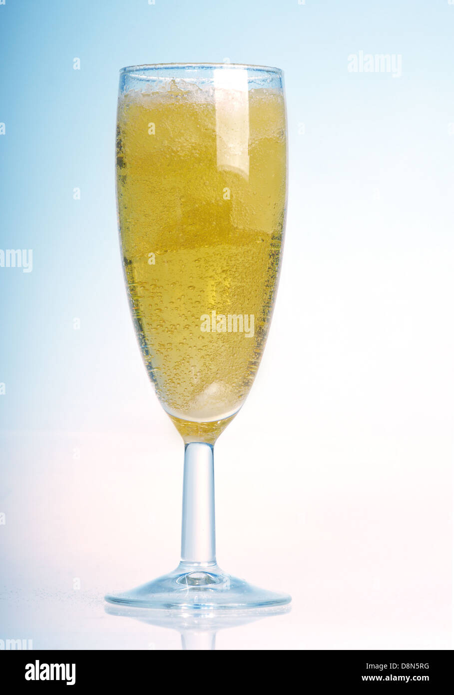 Champagne bubbles in glass hi-res stock photography and images - Alamy