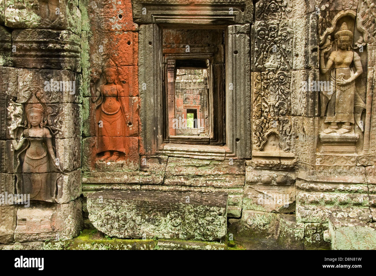 Devata Sculptures, Preah Khan Temple, Cambodia Stock Photo - Alamy