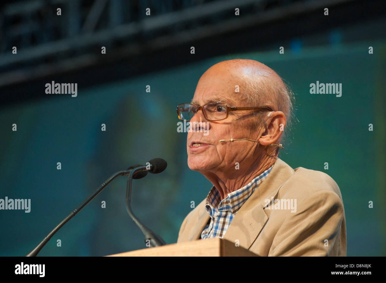 Hay-on-Wye, UK. 1st June 2013. Simon Hoggart the peerless sketch writer ...