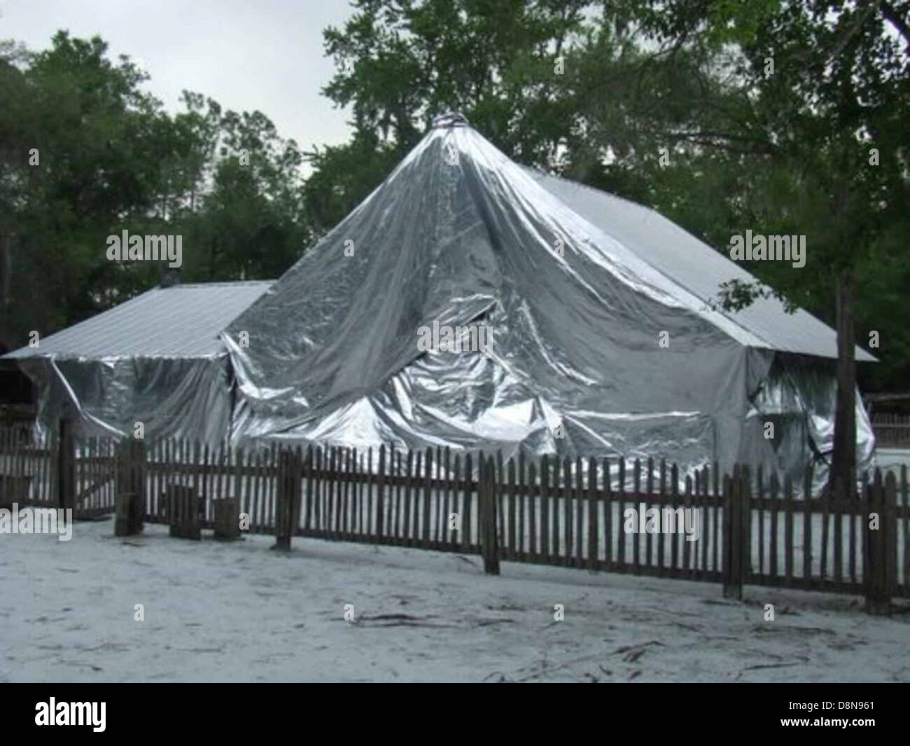 Fire applied hi-res stock photography and images - Alamy