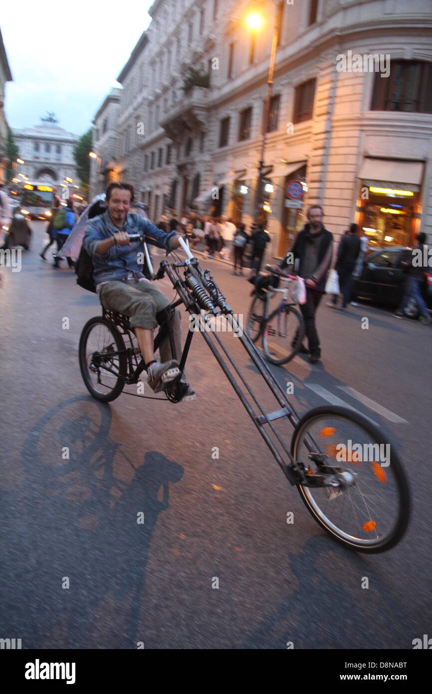 Recumbent riders hi-res stock photography and images - Alamy