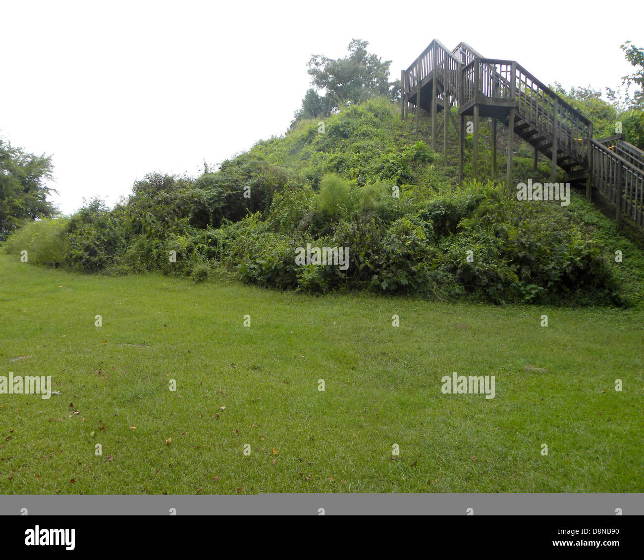 The Santee Indian Mound located in the Santee National Wildlife Refuge ...