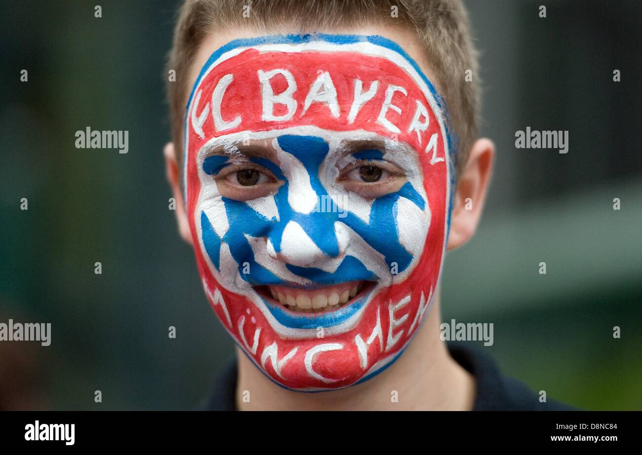 Soccer fan Daniel shoots a photo prior to the match VfB Suttgart and FC ...