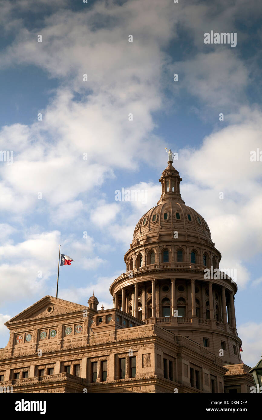 A view of the State Capitol building in Austin, Texas Stock Photo - Alamy