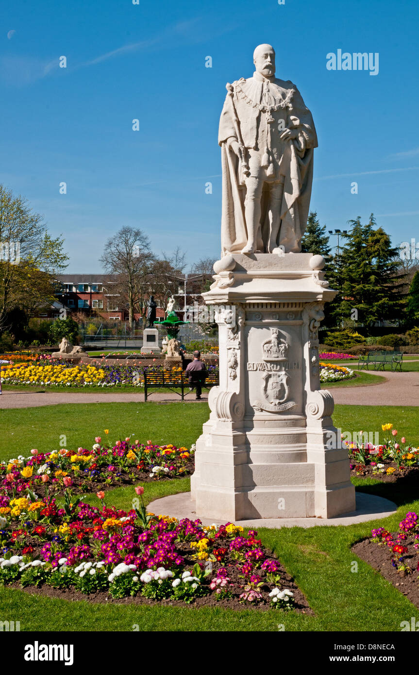 Statue of Kind Edward VII seventh with spring flowers in Beacon Park ...
