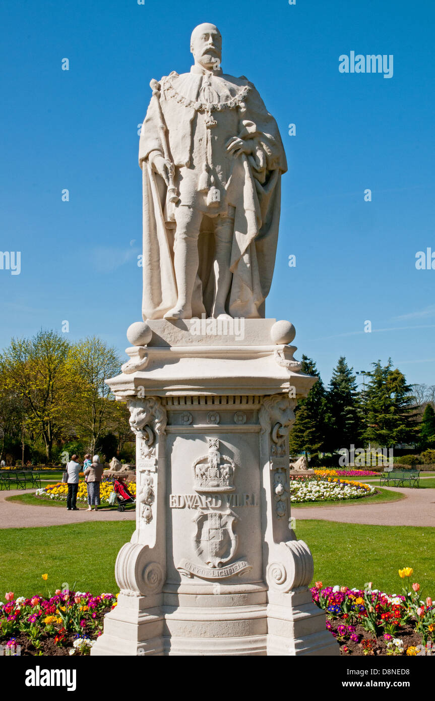 King edward seventh statue hi-res stock photography and images - Alamy
