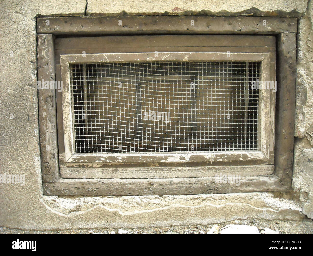 Show signs of weathering hi-res stock photography and images - Alamy