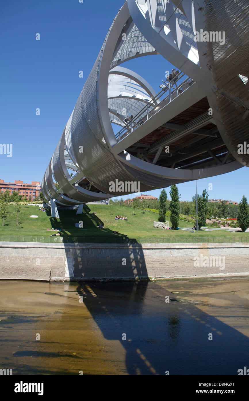 bridge Madrid Spain Manzanares city communication modern urban design ...