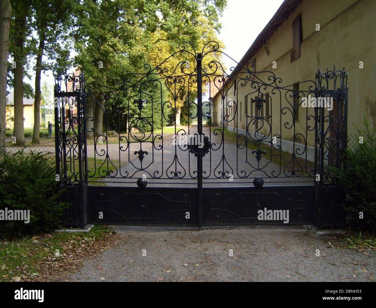 Outdoor metal gate hi-res stock photography and images - Alamy