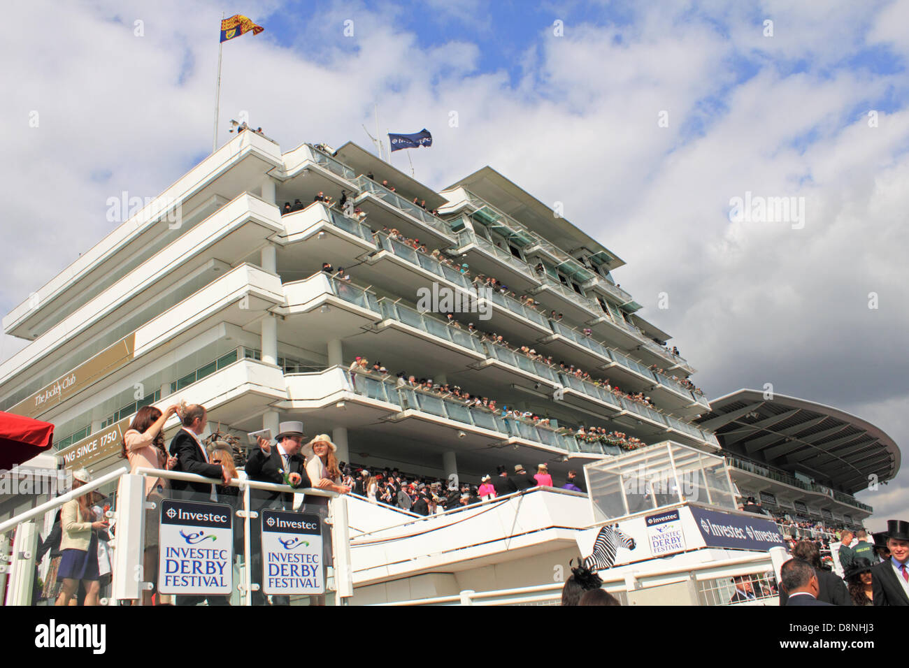 1m ruler hi-res stock photography and images - Alamy