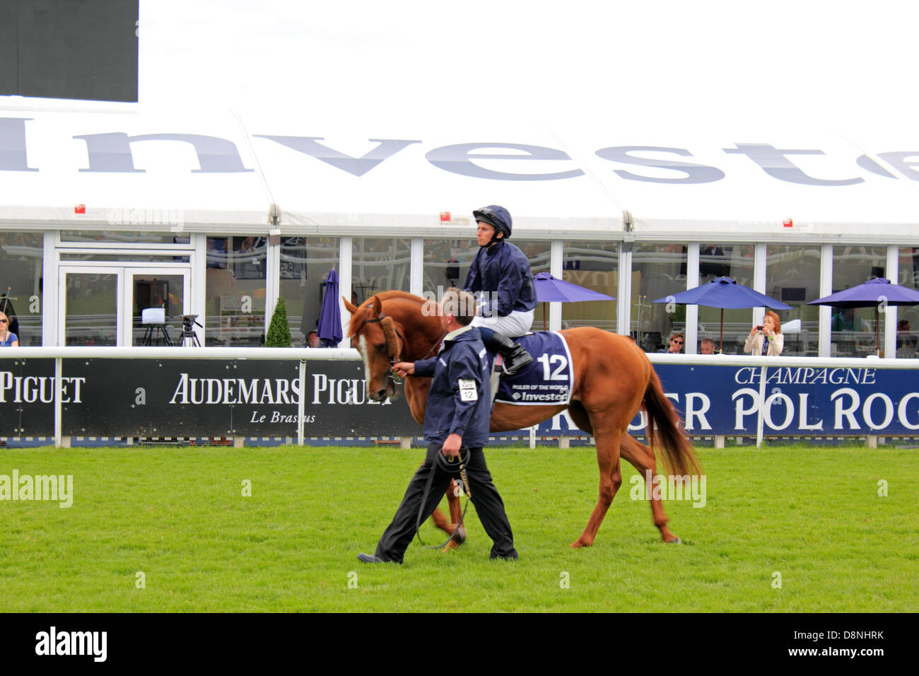 1m ruler hi-res stock photography and images - Alamy