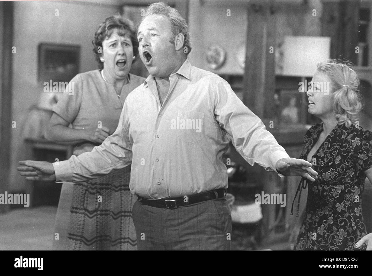 FILE PHOTO - JEAN STAPLETON, the veteran of stage and film best known ...
