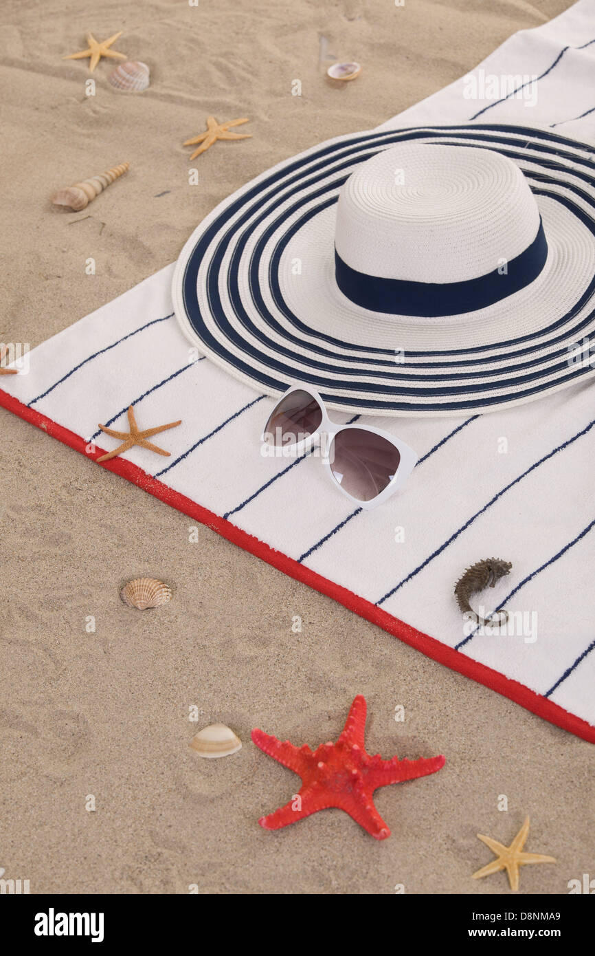beach items on sand for fun summer holiday Stock Photo - Alamy