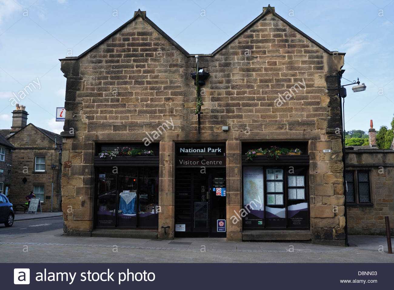 Bakewell Town Centre Stock Photos & Bakewell Town Centre Stock Images ...