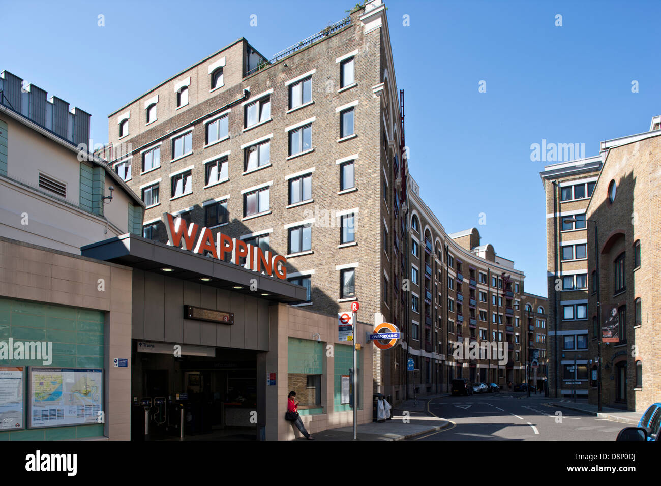 Gun Wharf Wapping High Street London E1 Stock Photo - Alamy
