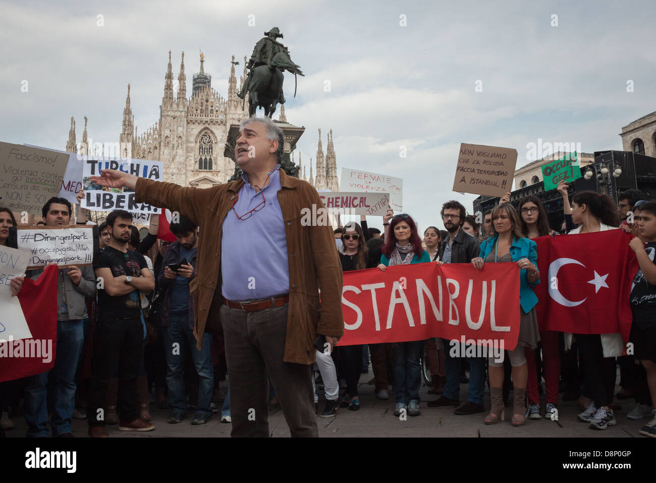 Turkish speaking people hi-res stock photography and images - Alamy