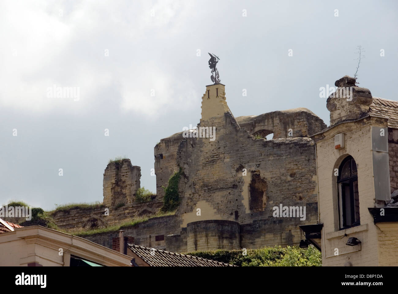 NETHERLANDS; SOUTH LIMBURG; VALKENBURG. CASTLE RUINS Stock Photo - Alamy