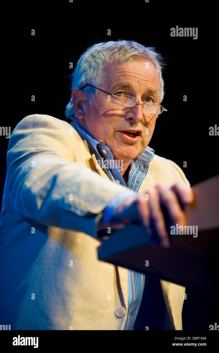 Jonathan Dimbleby speaking about WWII on stage at Hay Festival 2013 Hay ...