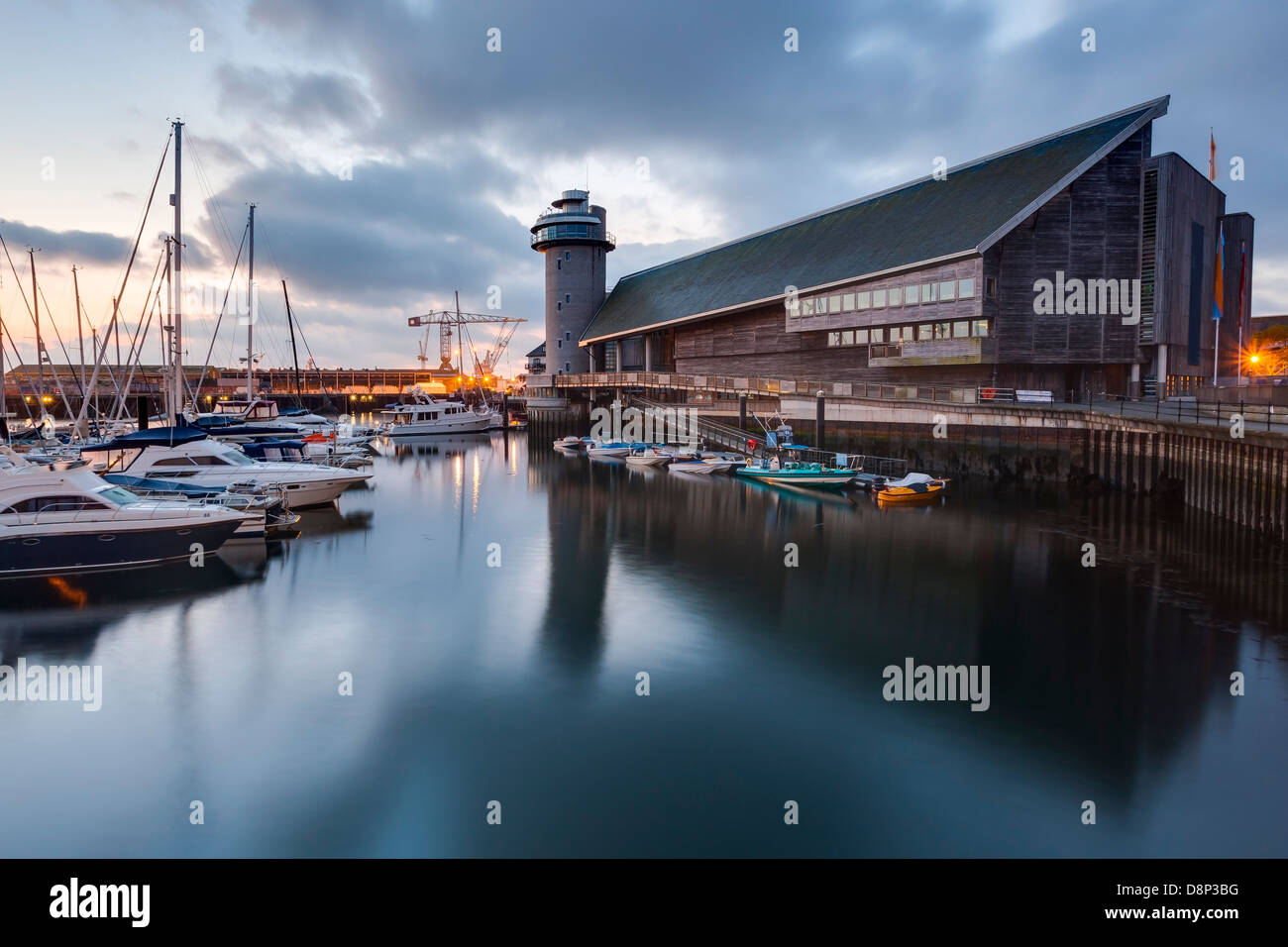 Dawn discovery quay national maritime hi-res stock photography and ...