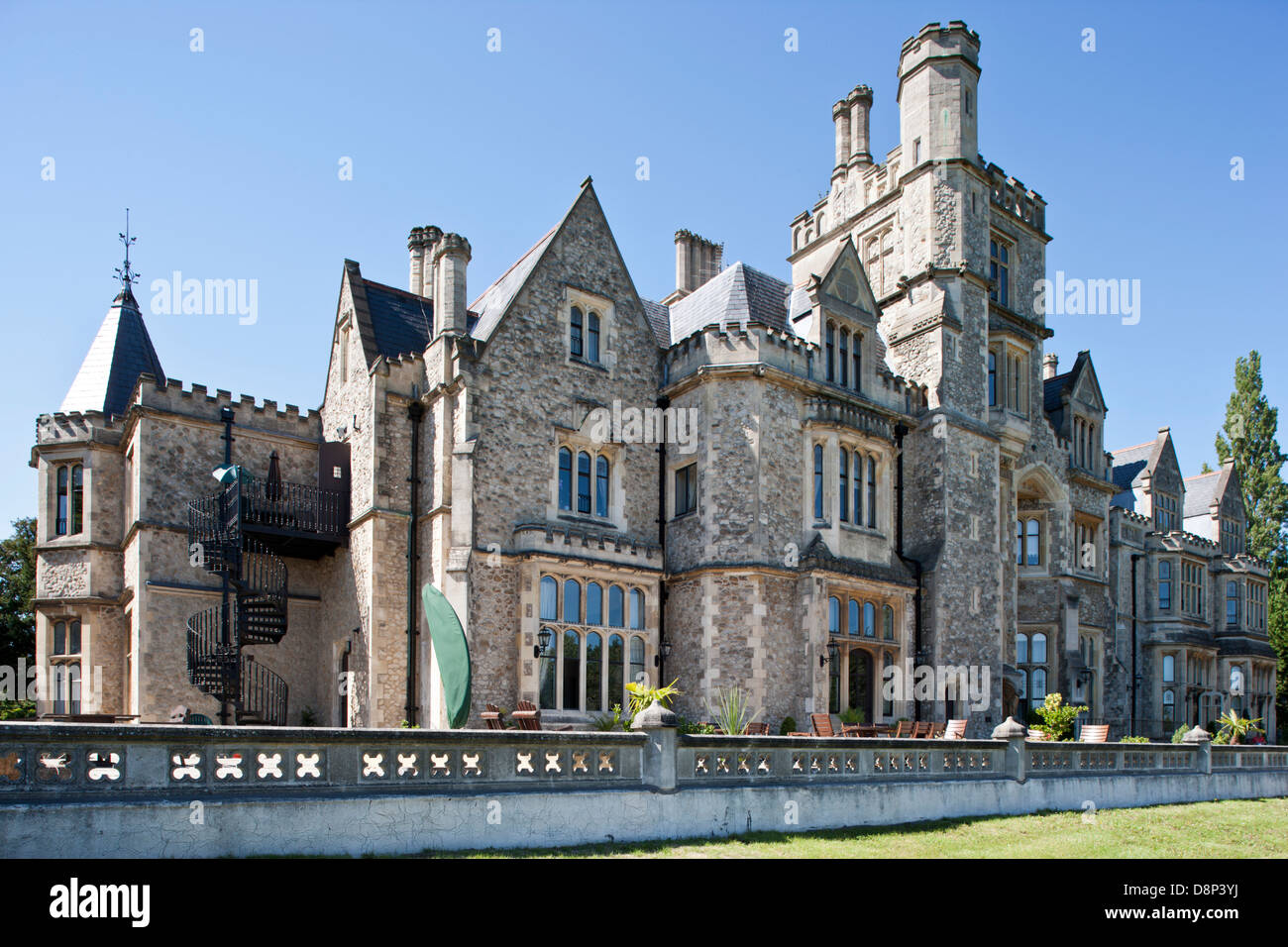 Stanmore Hall Wood Lane Stanmore London Stock Photo - Alamy