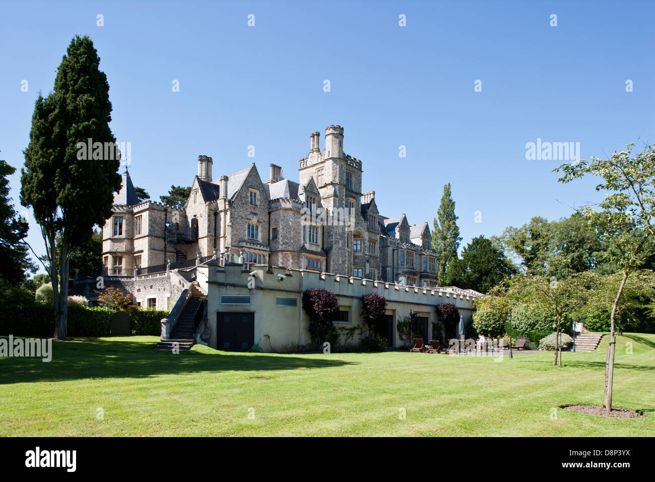 Stanmore Hall Wood Lane Stanmore London Stock Photo - Alamy