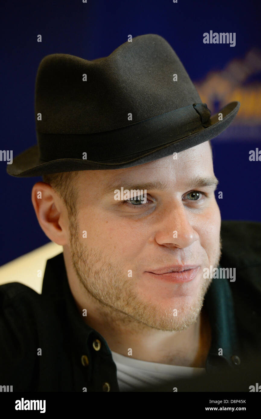 Rust, Germany. 1st June, 2013British singer Olly Murs poses for a photo ...