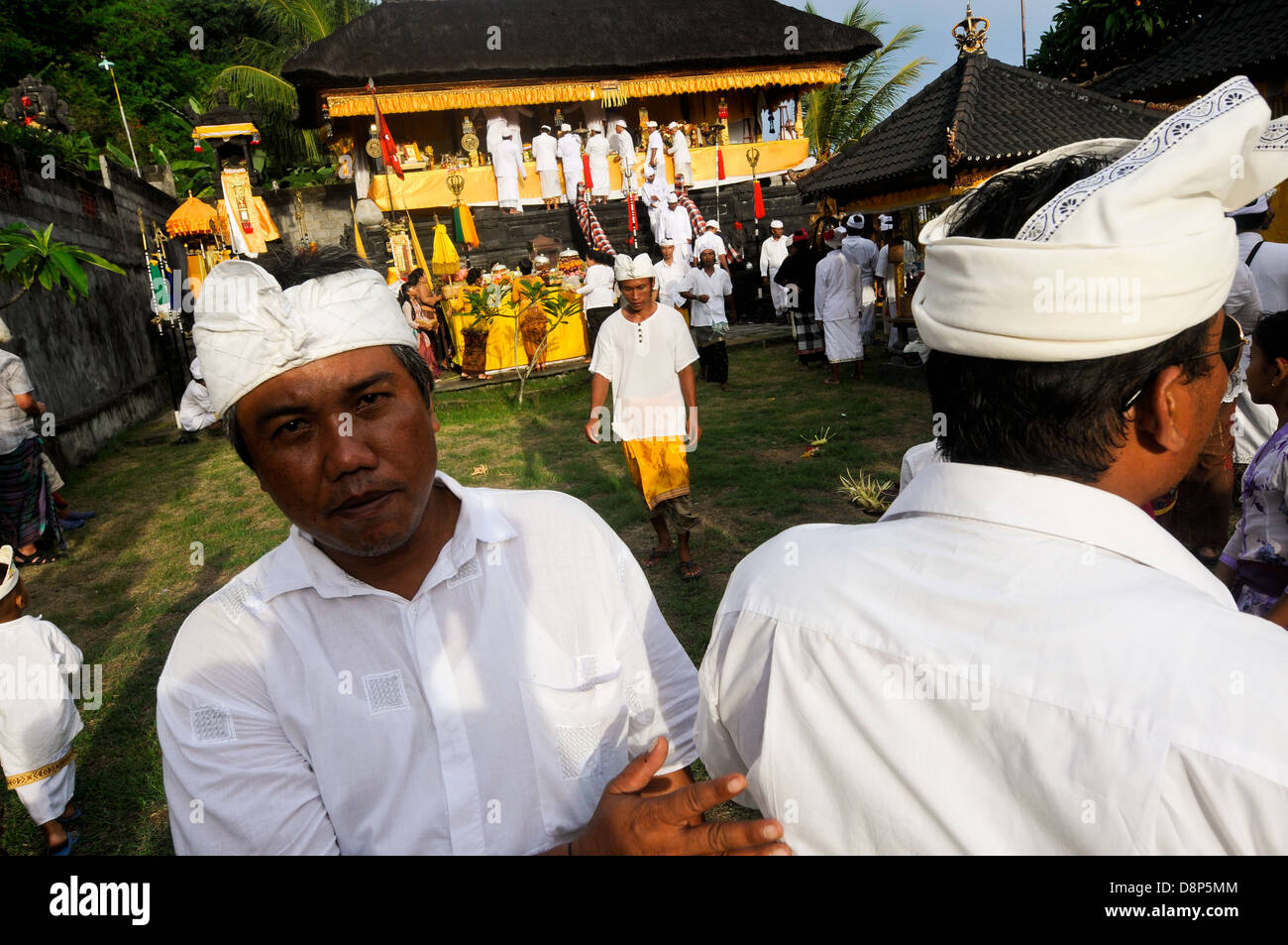 Hindu rituals on the Indonesian island of Bali Stock Photo - Alamy