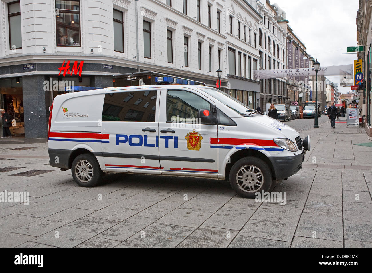 Politi van hi-res stock photography and images - Alamy