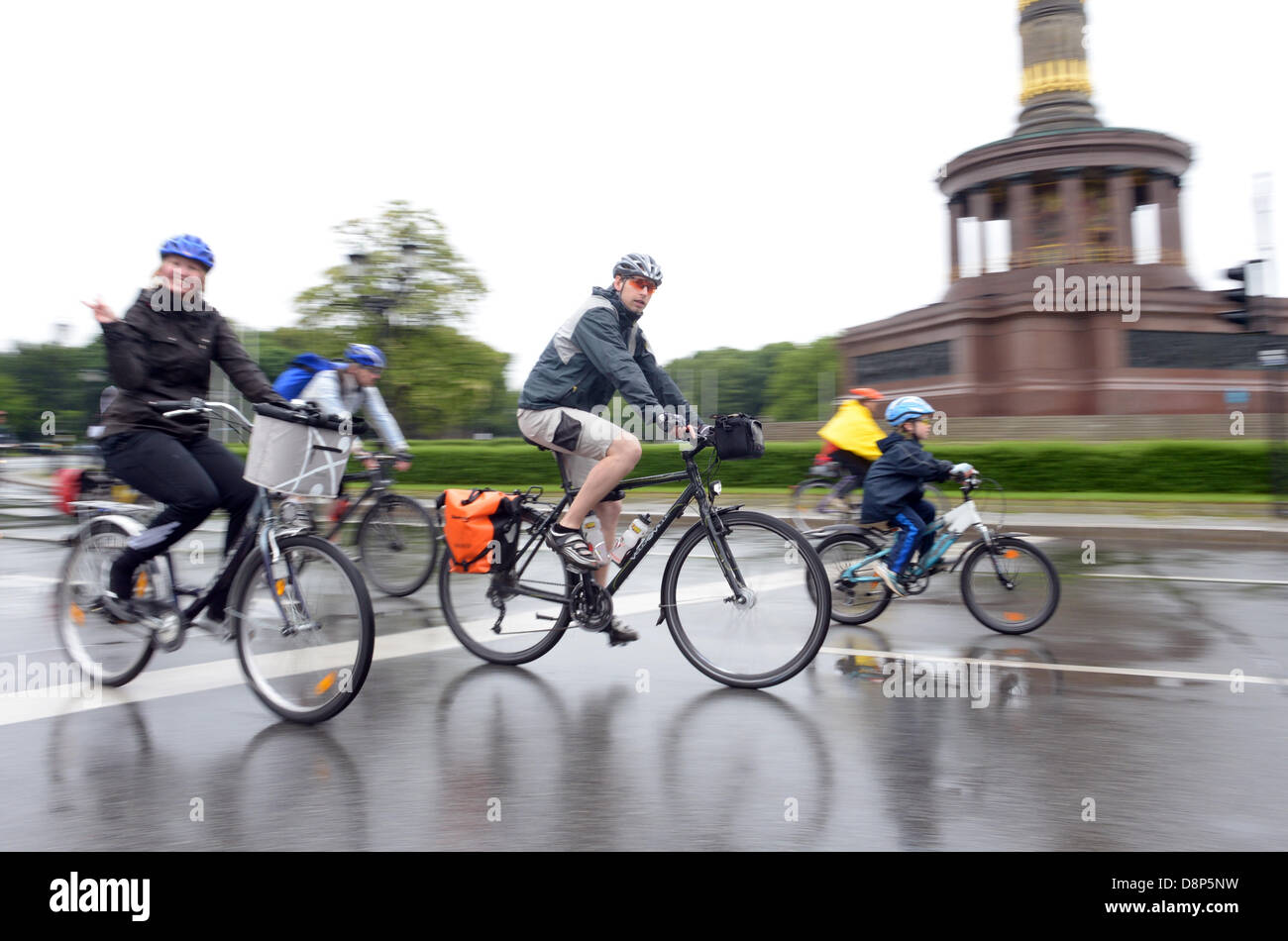 Bicycle rally hi-res stock photography and images - Alamy