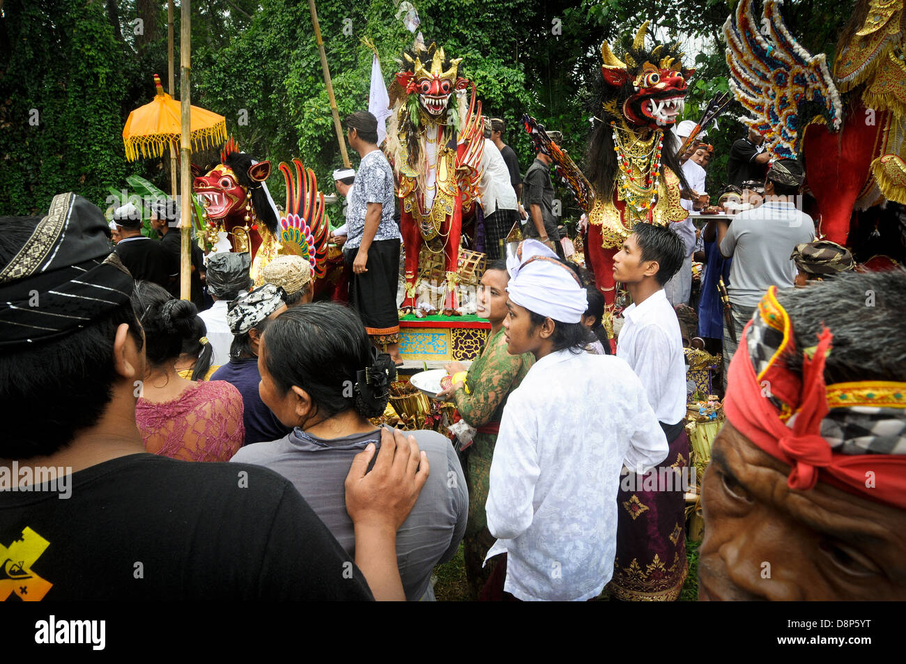Hindu rituals on the Indonesian island of Bali Stock Photo - Alamy