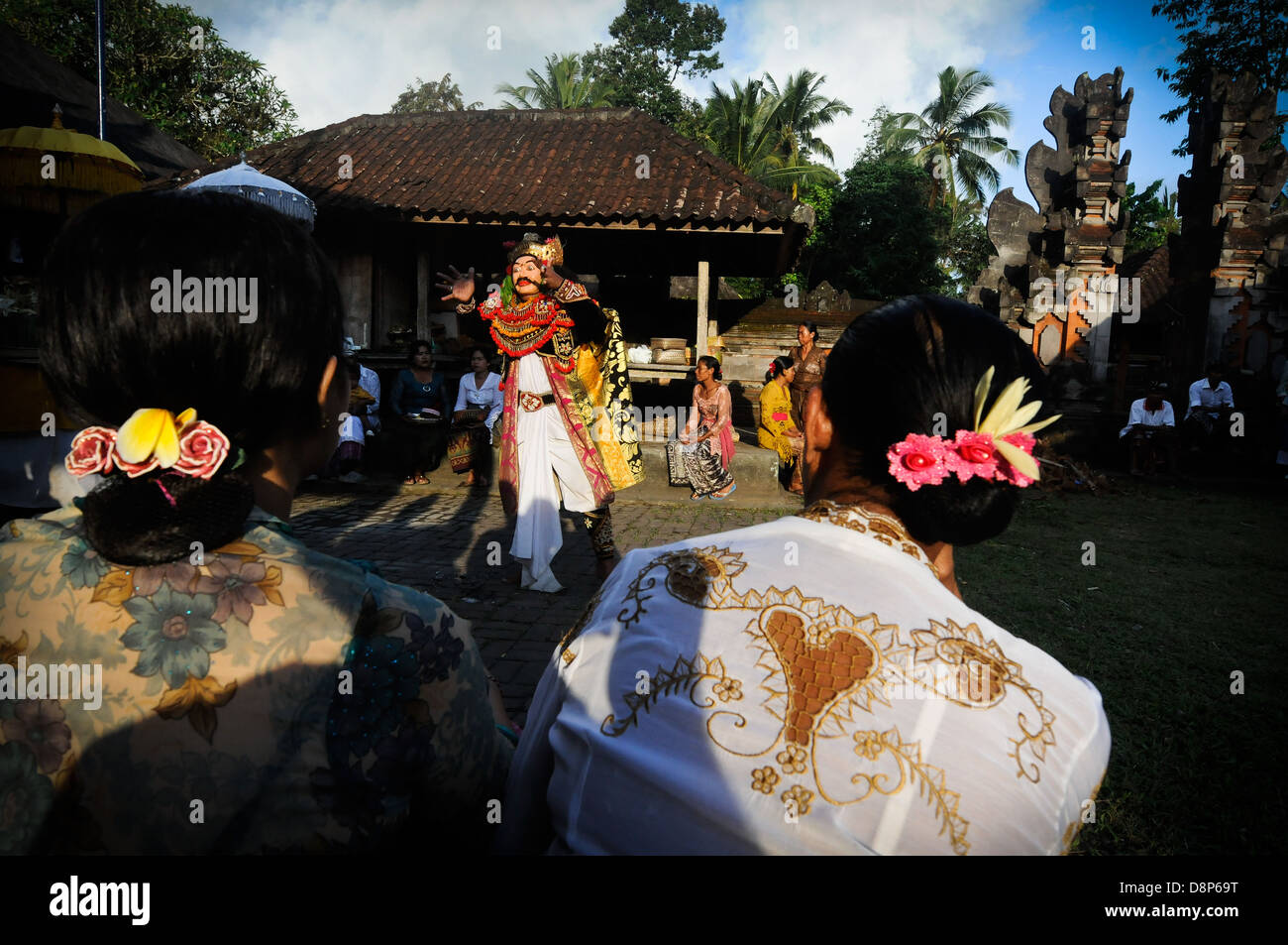 Hindu rituals on the Indonesian island of Bali Stock Photo - Alamy