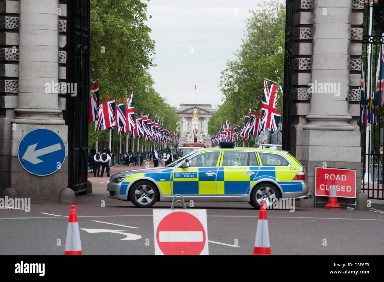 Road closed, London Stock Photo - Alamy