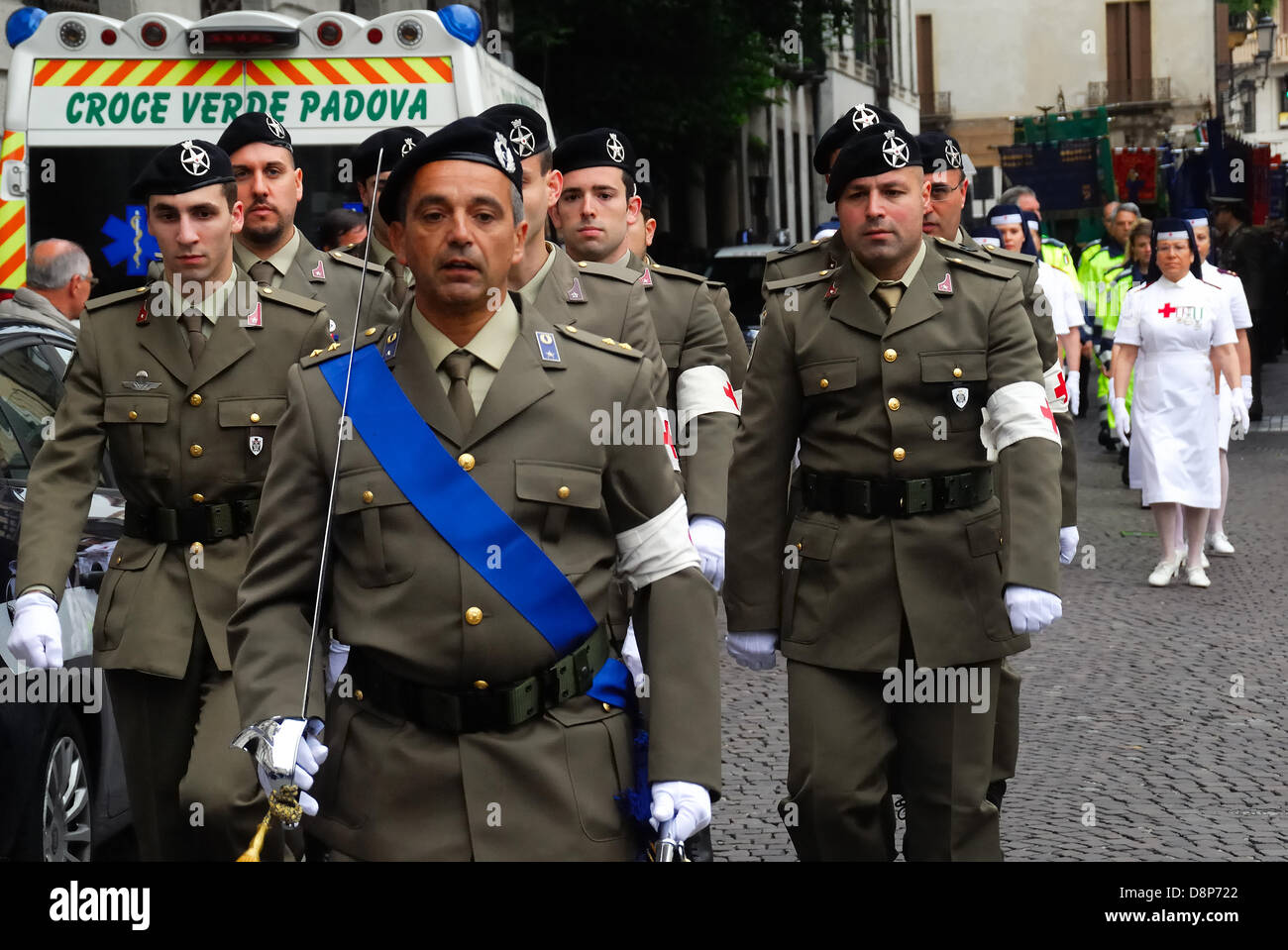 Military parade republic day italy hi-res stock photography and images ...