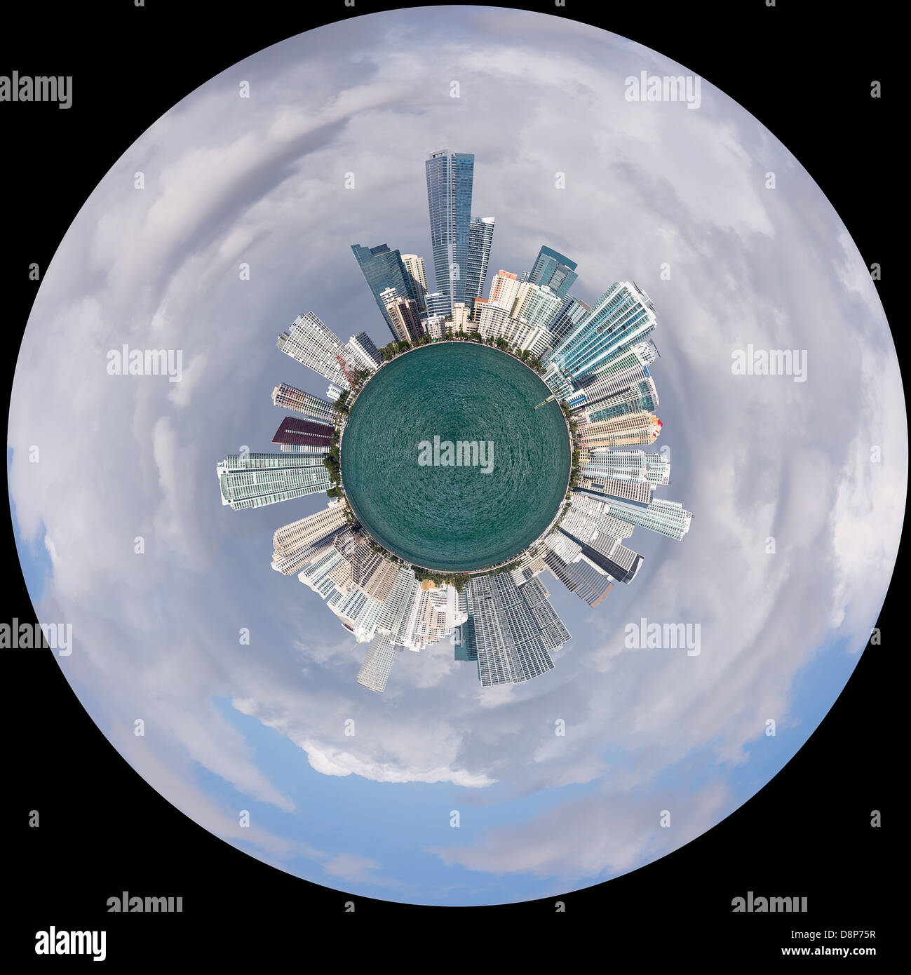 Round earth skyline sea hi-res stock photography and images - Alamy